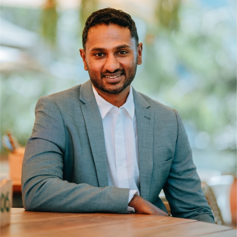 AI Vibe Coder OS - Build Your MVP in 12 Days Vibe Coding